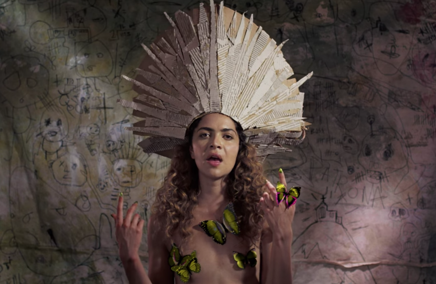 Lao Ra Shares New Video For Patrona News DIY Magazine lao-ra-shares-new-video-for-patrona-news-diy-magazine